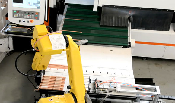 Fiber Laser Tube/Pipe Cutting Machine For Flexible Manufacturing System ...